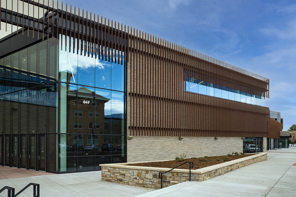 Project Portfolio - Valmont Structures